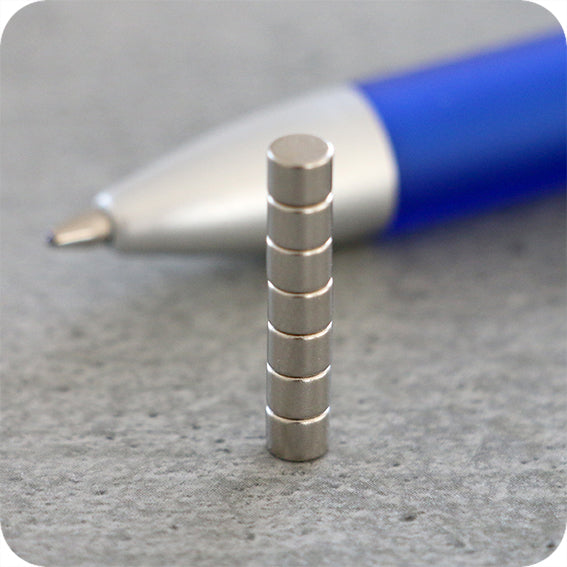 Neodymium Disc Magnet - 4x3 mm - N35 – Magnets Direct